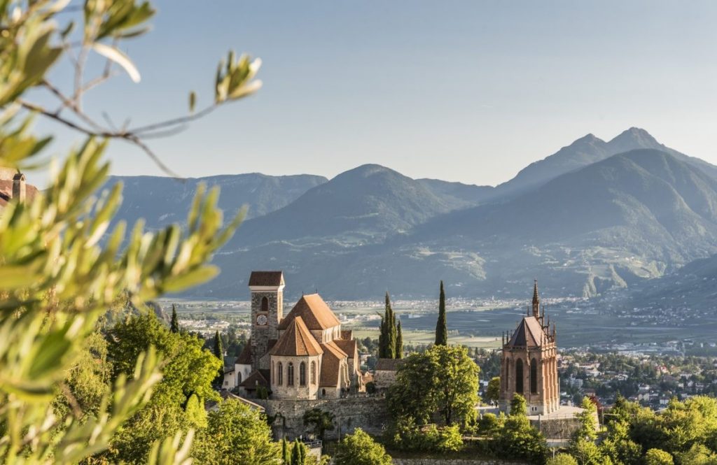 Scena bij Merano is de meest relaxte regio van Zuid-Tirol ...