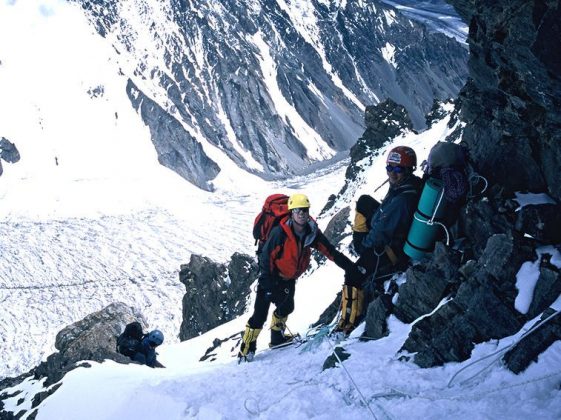 HISTORISCHE VIDEO: Fatal Altitude Tragedy on K2 - Mountainreporters