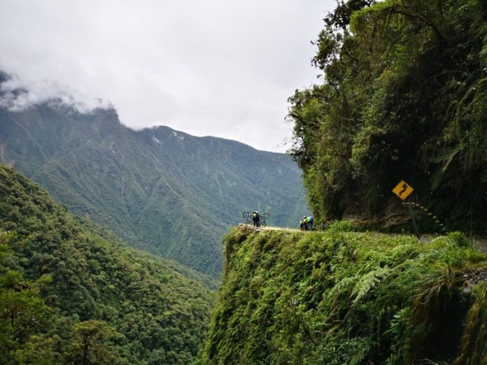 Is de Death Road echt zo gevaarlijk? - Mountainreporters