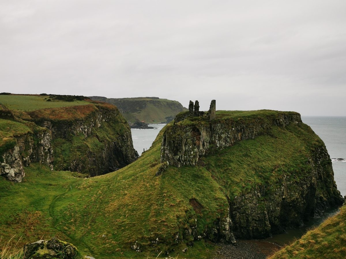 De Causeway Coastal Route. Is dit 's werelds mooiste roadtrip ...