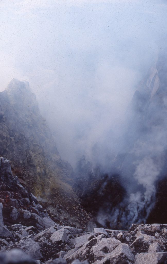 Reisverslag Indonesië | Ik beklom de Merapi vulkaan op Java ...